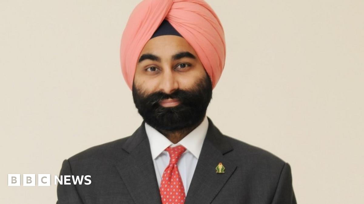 India Fortis' Shivinder Singh joins spiritual sect - BBC News