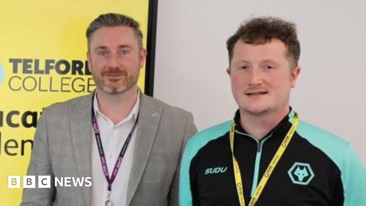 Wolves football charity relaunches Telford College Btec course - BBC News