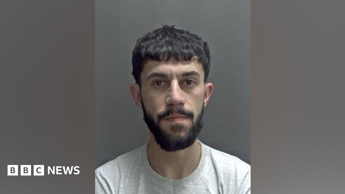 Norwich drug dealer caught in Peterborough - BBC News