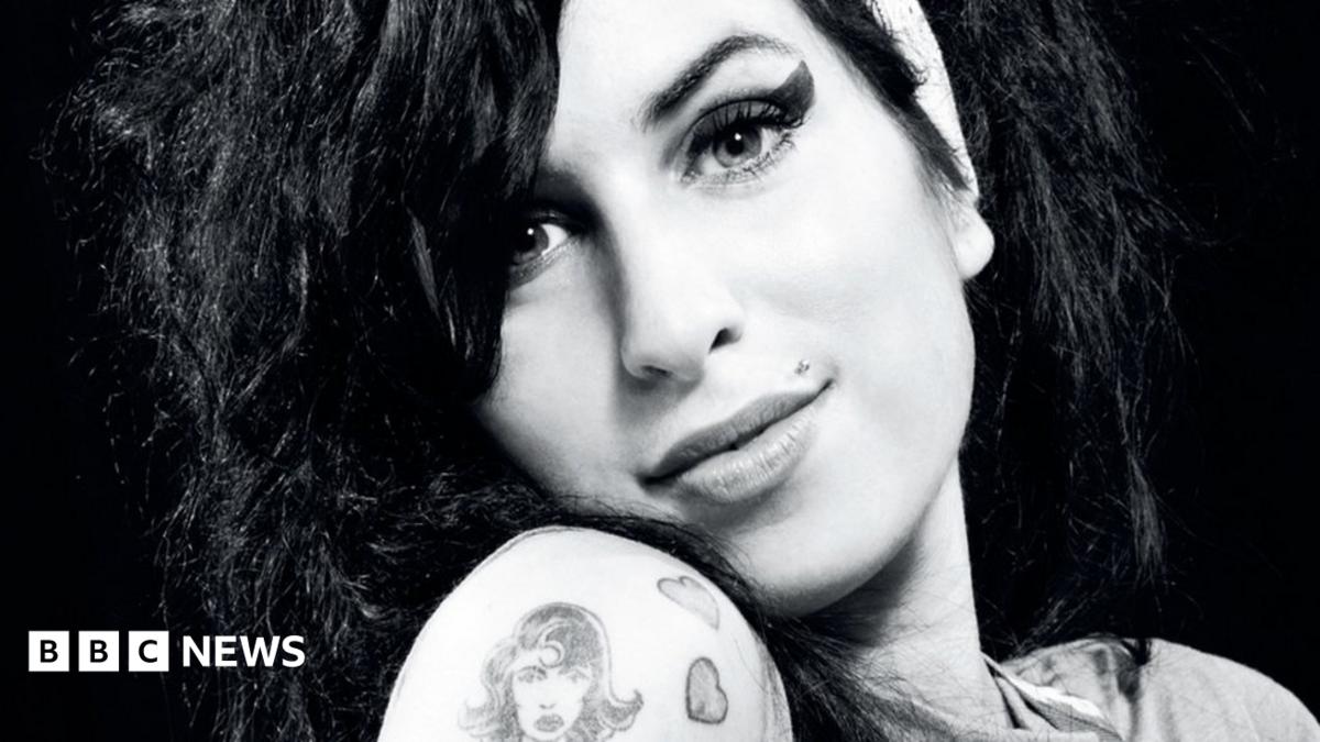NME's most memorable front covers as it prints for the last time - BBC News