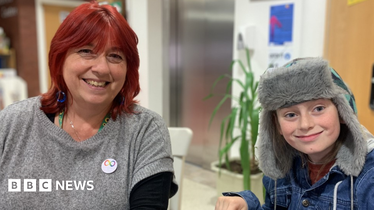 Staff crisis holds children back post-Covid - Ofsted - BBC News