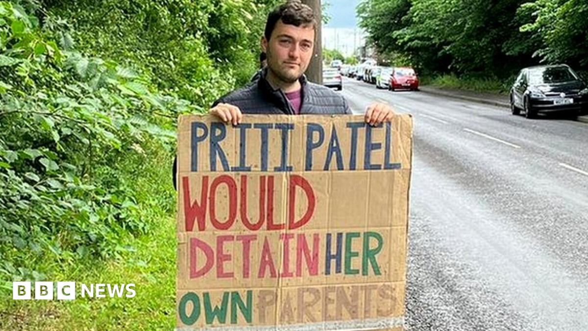 Protest at Derwentside women's detention centre over removal flights ...