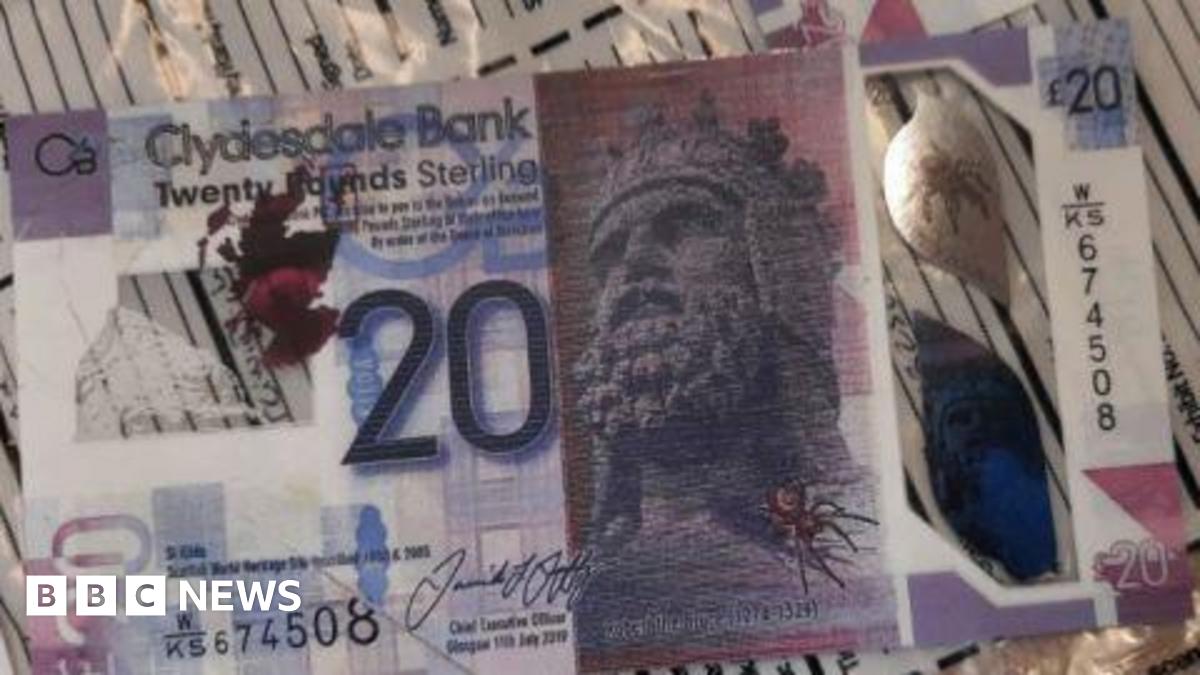 Fake Scottish banknote probe sees three in court - BBC News