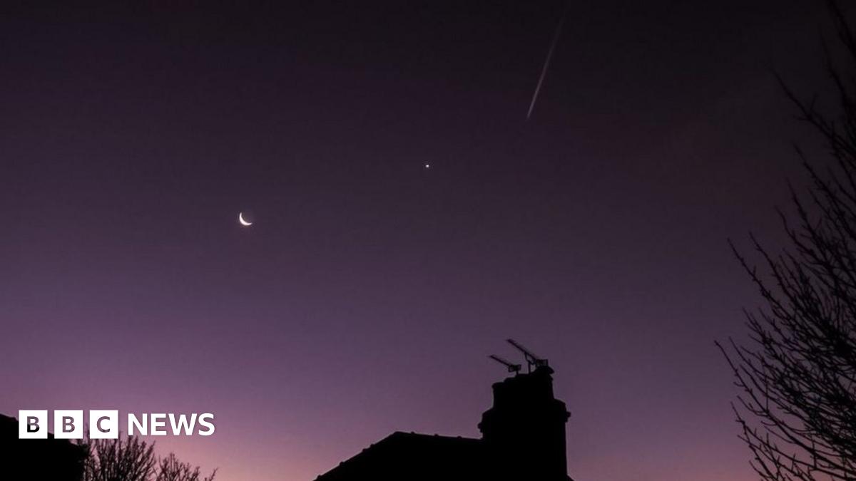 What is that bright object next to the moon? - BBC News