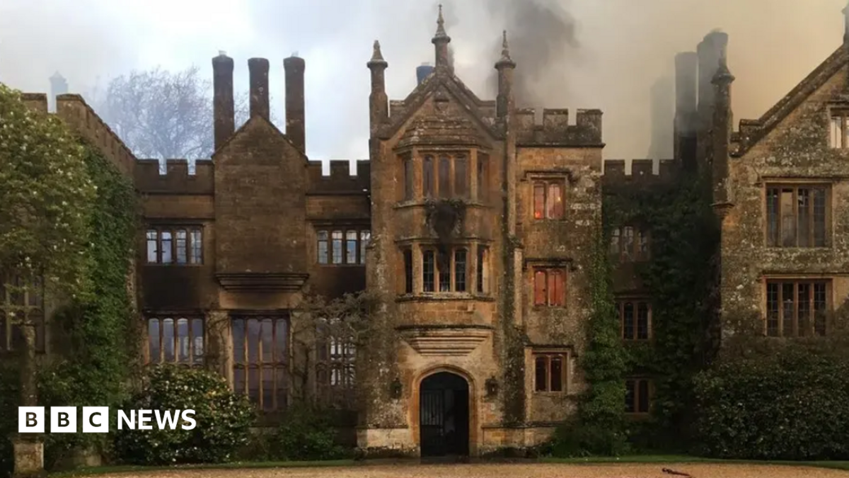 Fire-hit Parnham estate's homes plan draws mixed reaction - BBC News