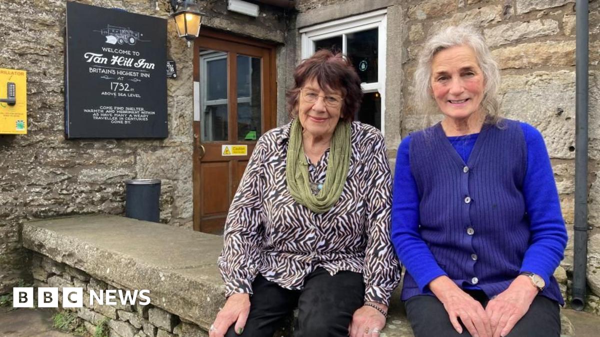Tan Hill Inn landladies share memories of Britain's highest pub - BBC News