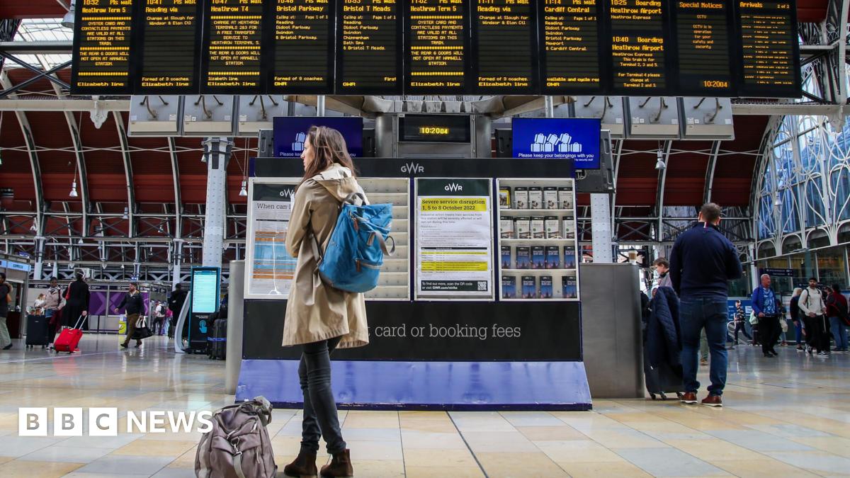 Man charged over Network Rail terror message hack - BBC News