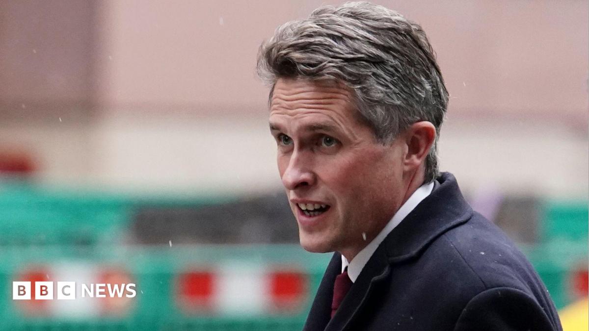 Man guilty of stalking MP Sir Gavin Williamson - BBC News