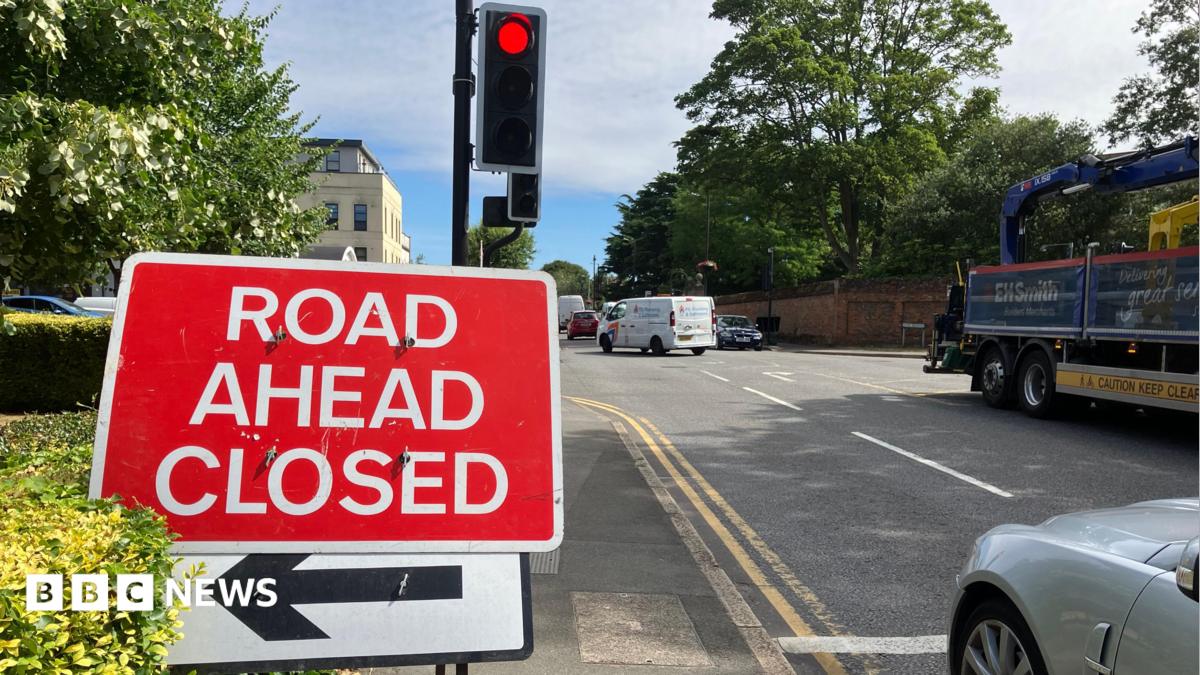 Plan for roadworks charges to cut congestion in Greater Manchester ...