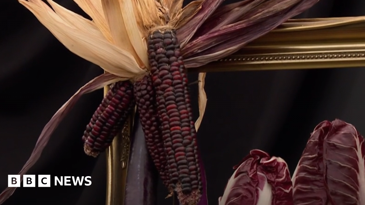 Suffolk vegetable business says 'stop growing boring' seeds - BBC News