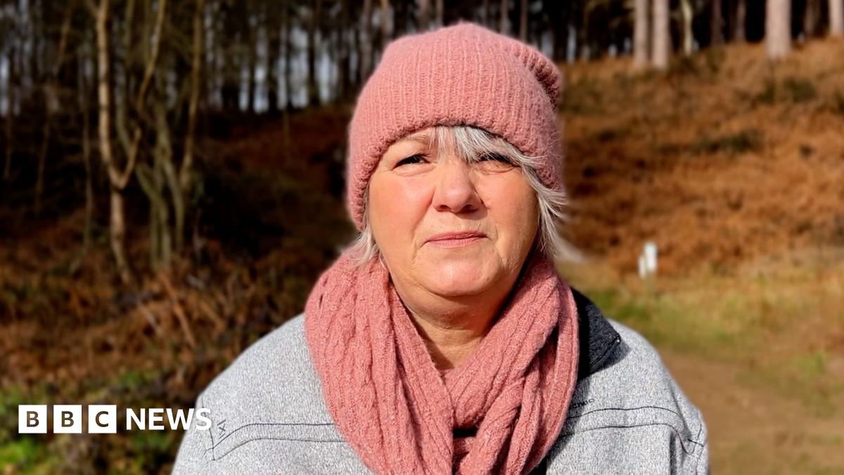 Rutland: I had a miracle escape, says trampled hunt saboteur - BBC News