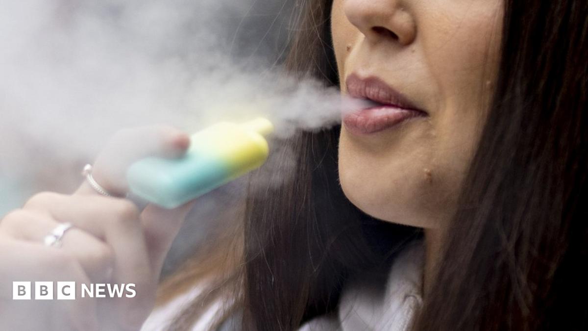 Salford: Vaping and smoking ban outside schools and in parks - BBC News