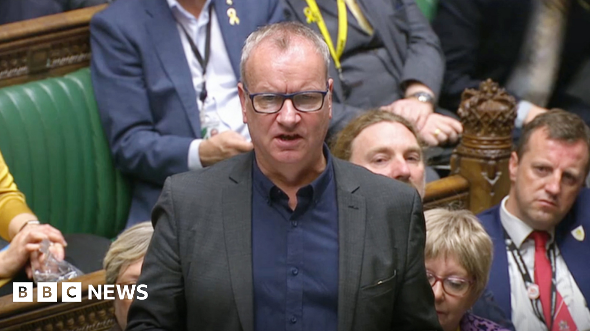 Longest-serving SNP MP brands election message 'unhelpful' - BBC News