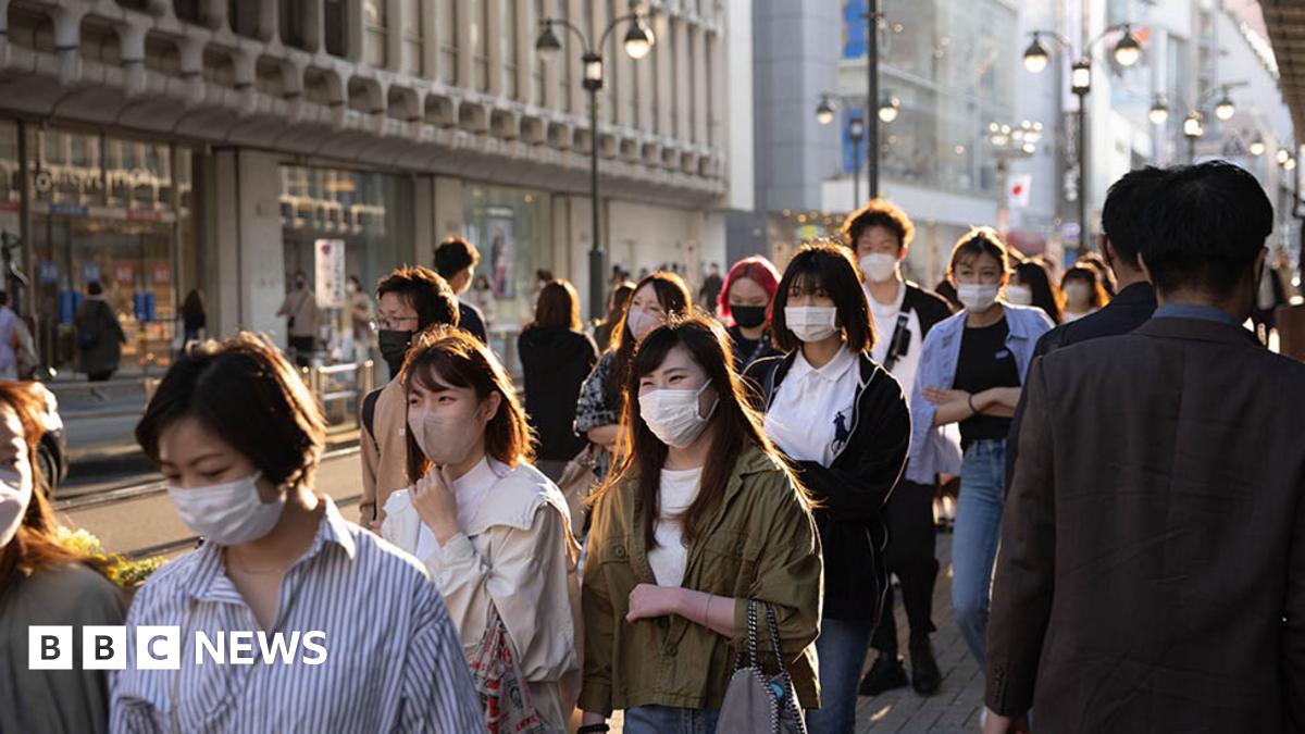 Cost of living: The shock of rising prices in Japan - BBC News