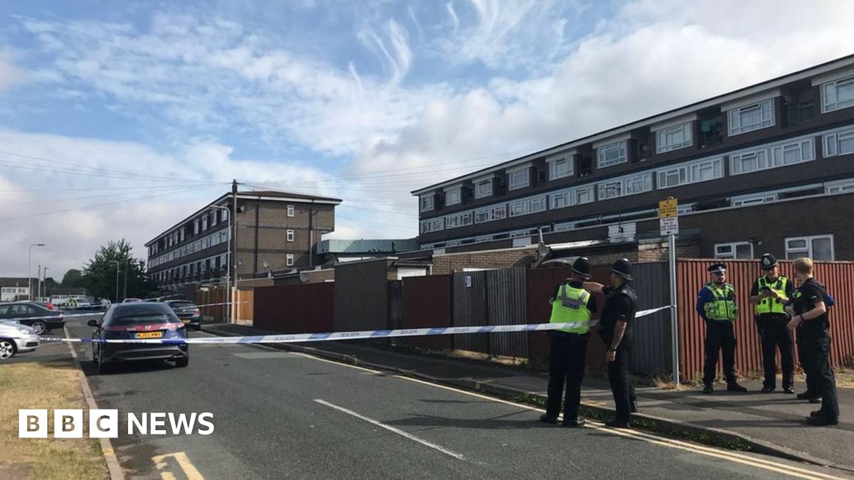 Wolverhampton shooting: Police using 'stop and search' powers - BBC News