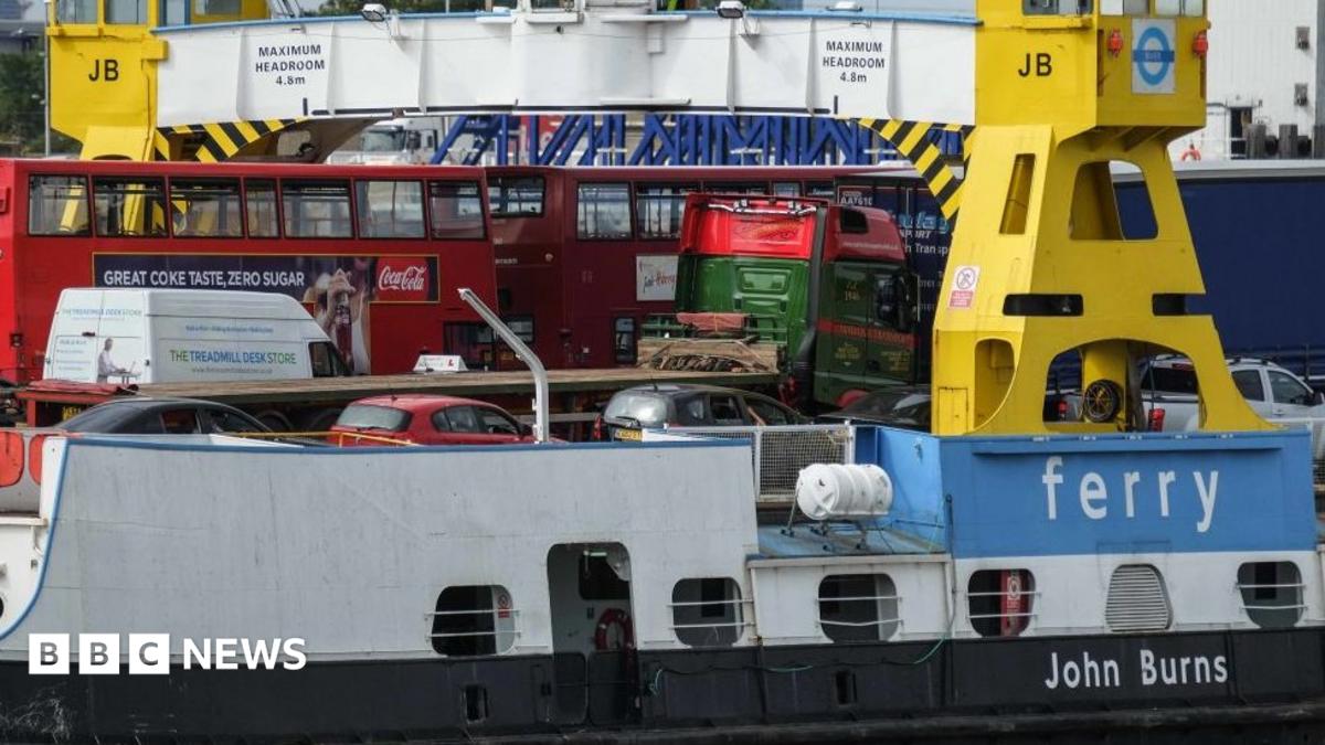 Woolwich Ferry workers vote to strike over pay - BBC News