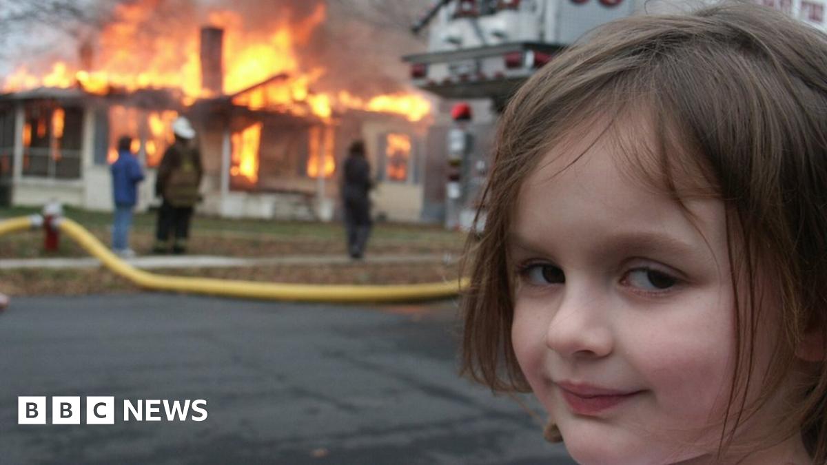 Zoë Roth sells 'Disaster Girl' meme as NFT for $500,000 - BBC News