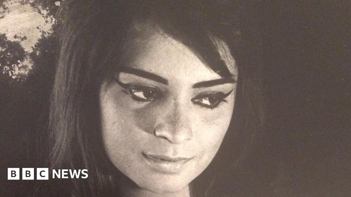 Rehana Sultan: The trail-blazing actress Bollywood forgot - BBC News