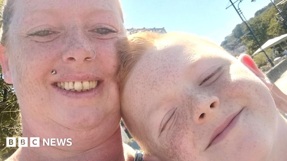 Additional learning needs: Mum feels a failure over ALN - BBC News