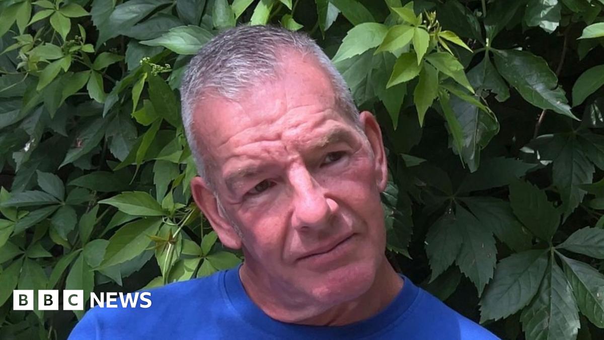 Surge in prison officer absences due to mental health reasons - BBC News