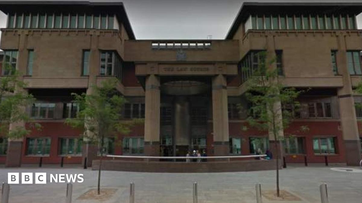 Rotherham men cleared over violent protest clash - BBC News