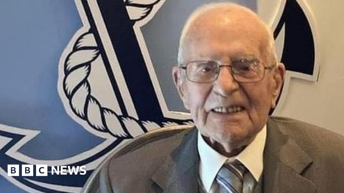 World War Two sailor feared dead in torpedo attack turns 100 - BBC News