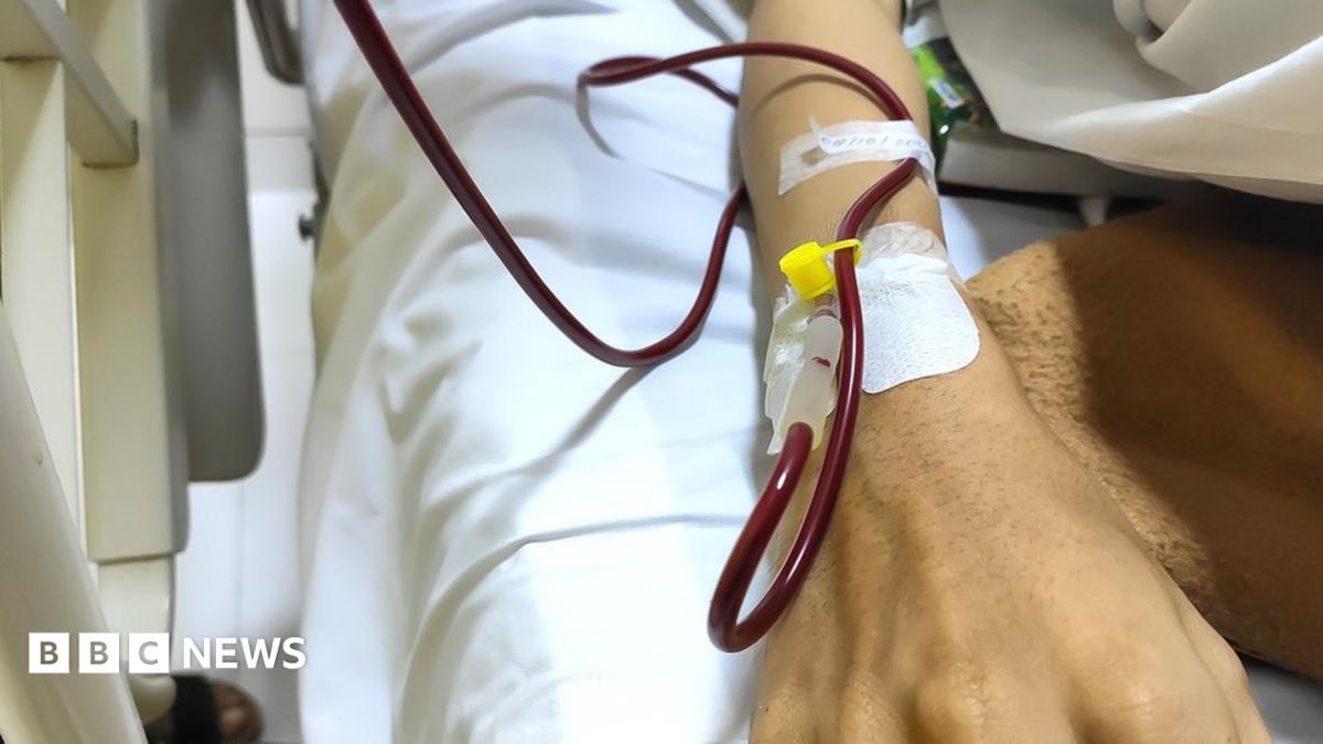 Scottish infected blood victims to receive payouts next week - BBC News
