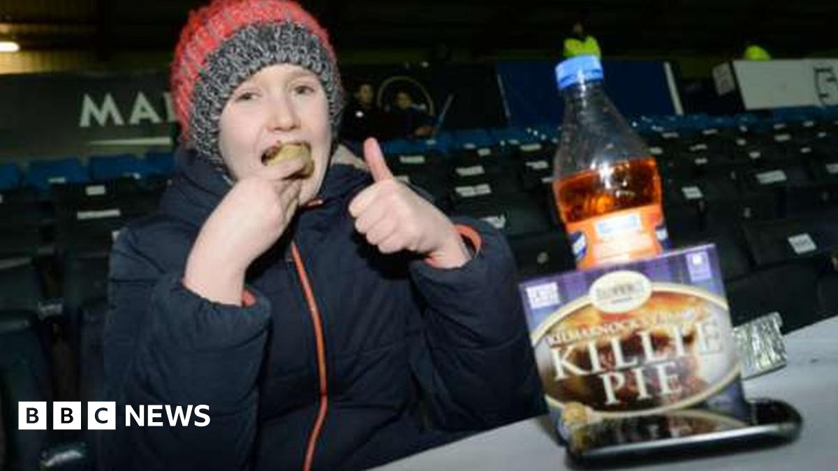 Kilmarnock FC face legal battle over the 'Killie Pie' - BBC News