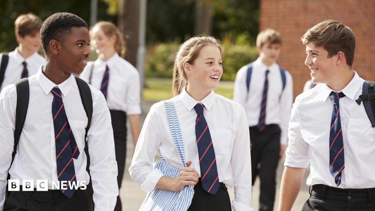 Five things to know on school offer day - BBC News