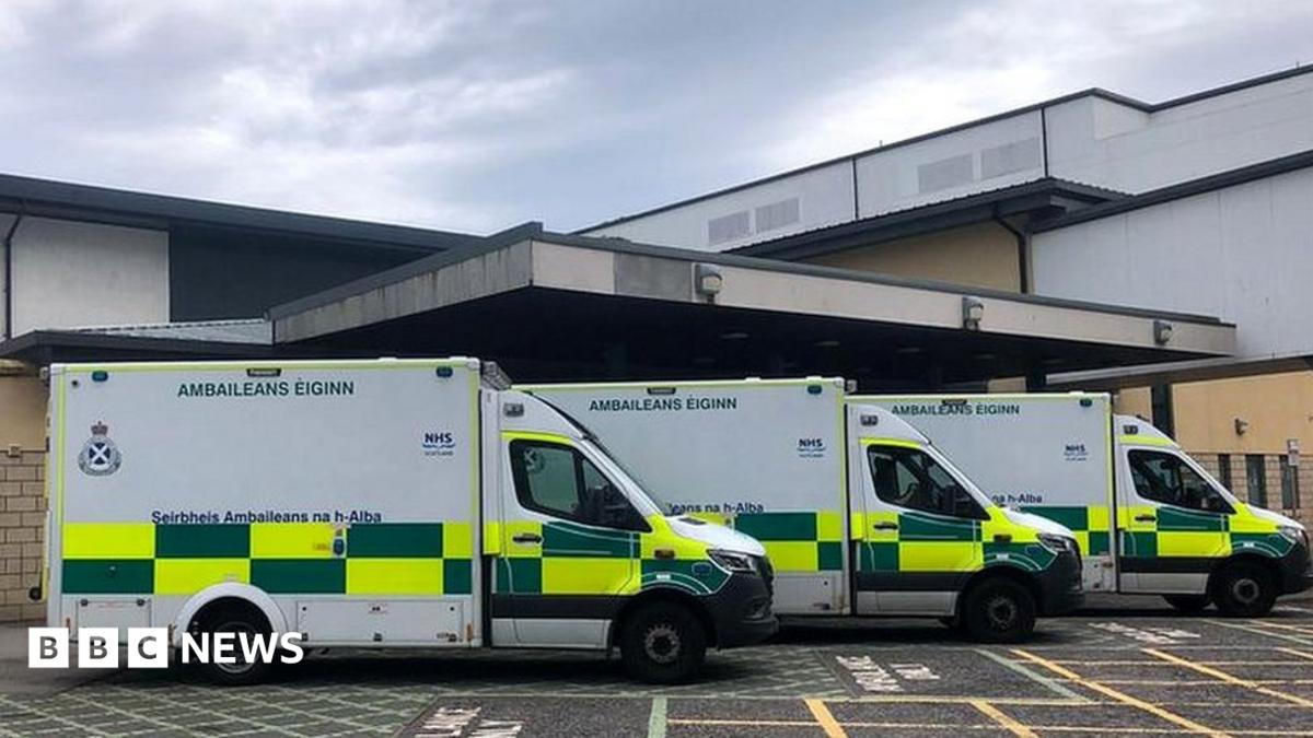 Pandemic concern over fall patient increase at NHS Grampian - BBC News