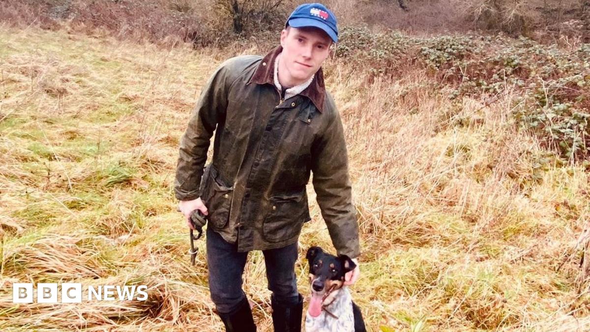 Tribute paid to Ben Mason from Liskeard who died in crash - BBC News