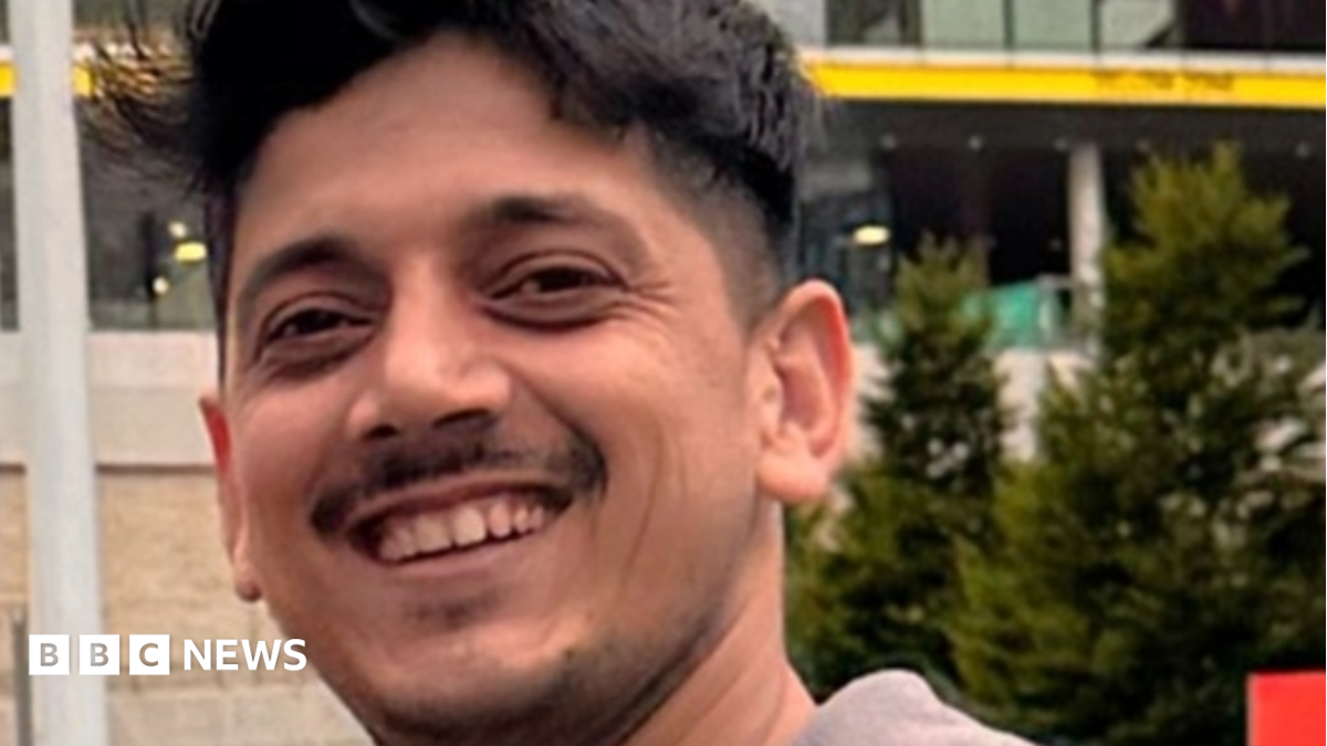 Worcester murder victim lived with 'purpose and heart' - BBC News