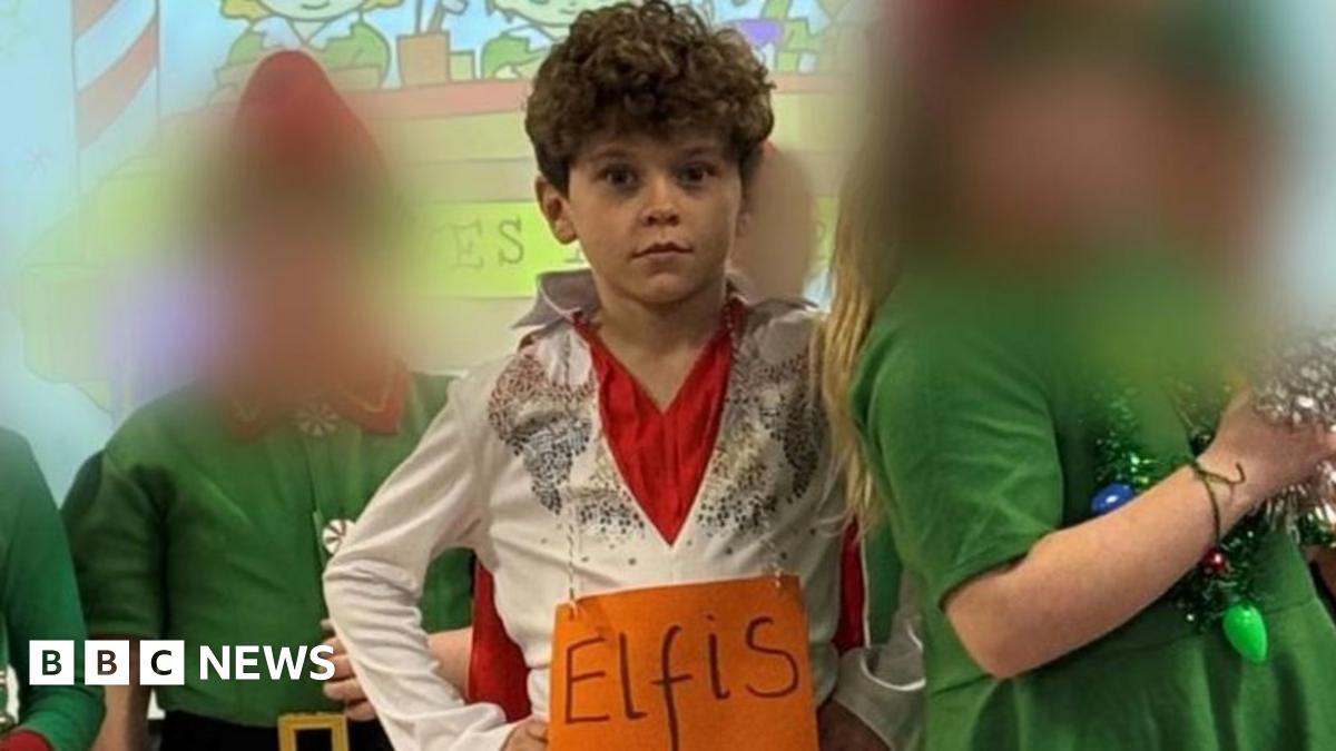 Aberdare boy cast as Elfis the Elf in Christmas play turns up as wrong ...