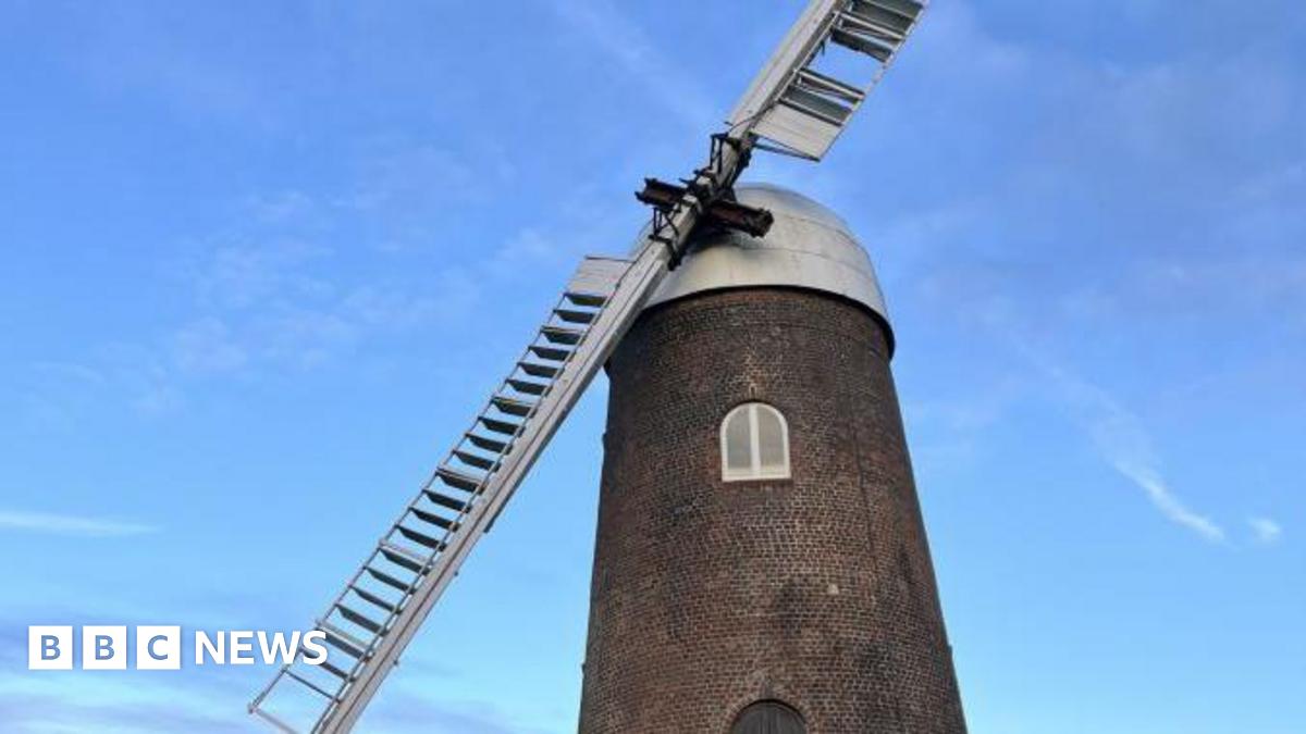Upgrade planned for 200-year-old Wiltshire Windmill - BBC News