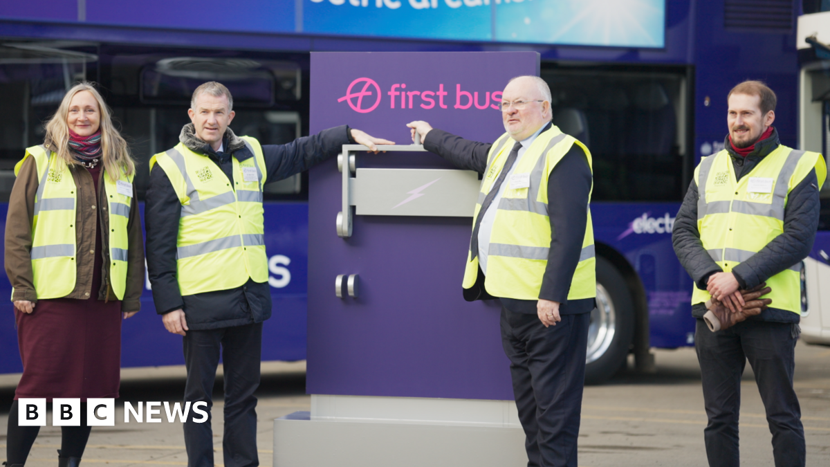 Basildon electric bus depot opens for business - BBC News