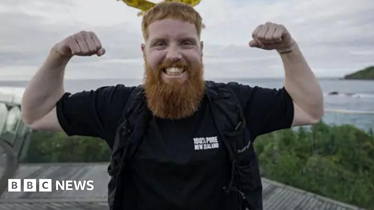 Hardest Geezer Russ Cook begins running length of New Zealand - BBC News