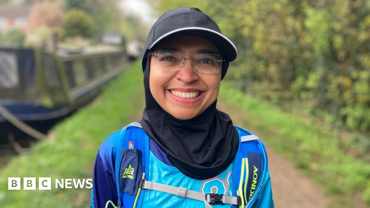 London Marathon: Luton GP running to start mental health service - BBC News