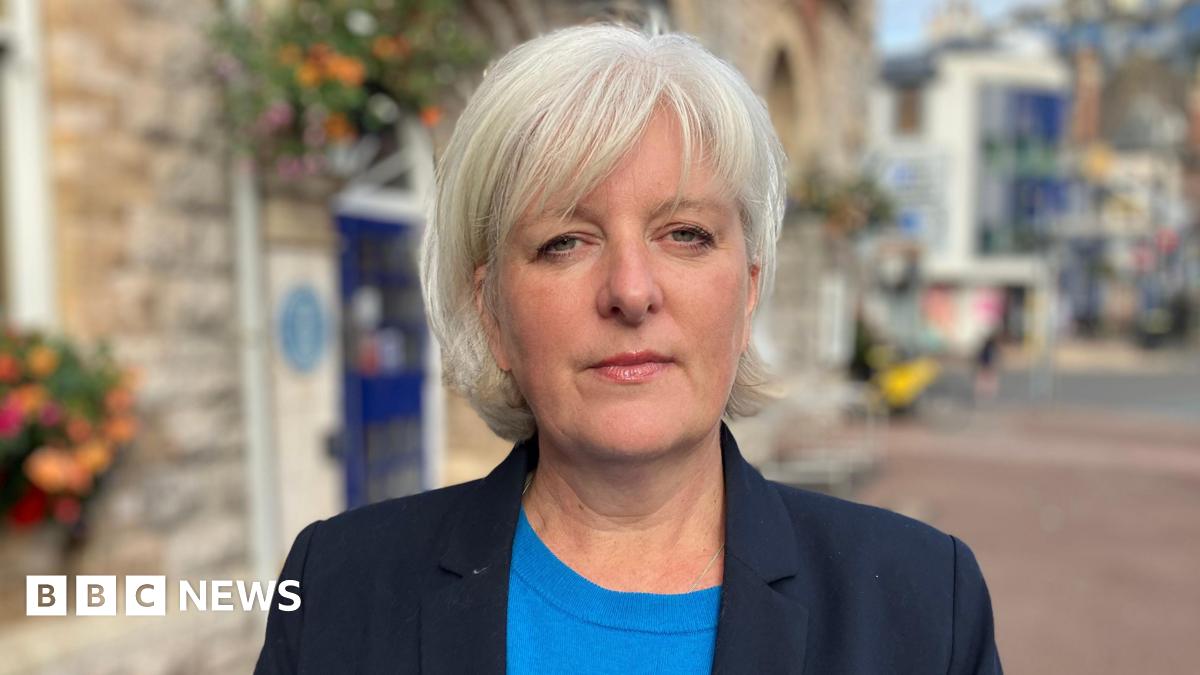 MP demands action over sewage in Devon town - BBC News