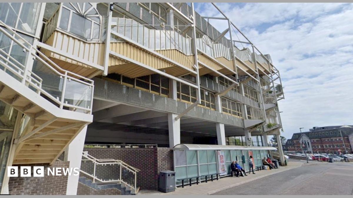 Devon bus facilities to get £1.4m in improvements - BBC News