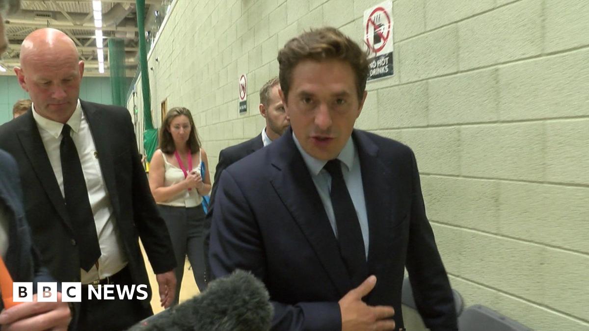 Conservative former minister Johnny Mercer loses Plymouth seat - BBC News