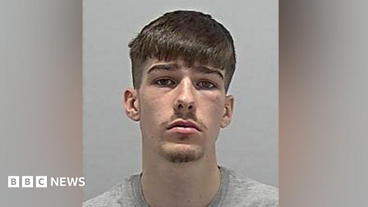 Jacob Zuco jailed for knife murder of Leon Penman in Bedford - BBC News