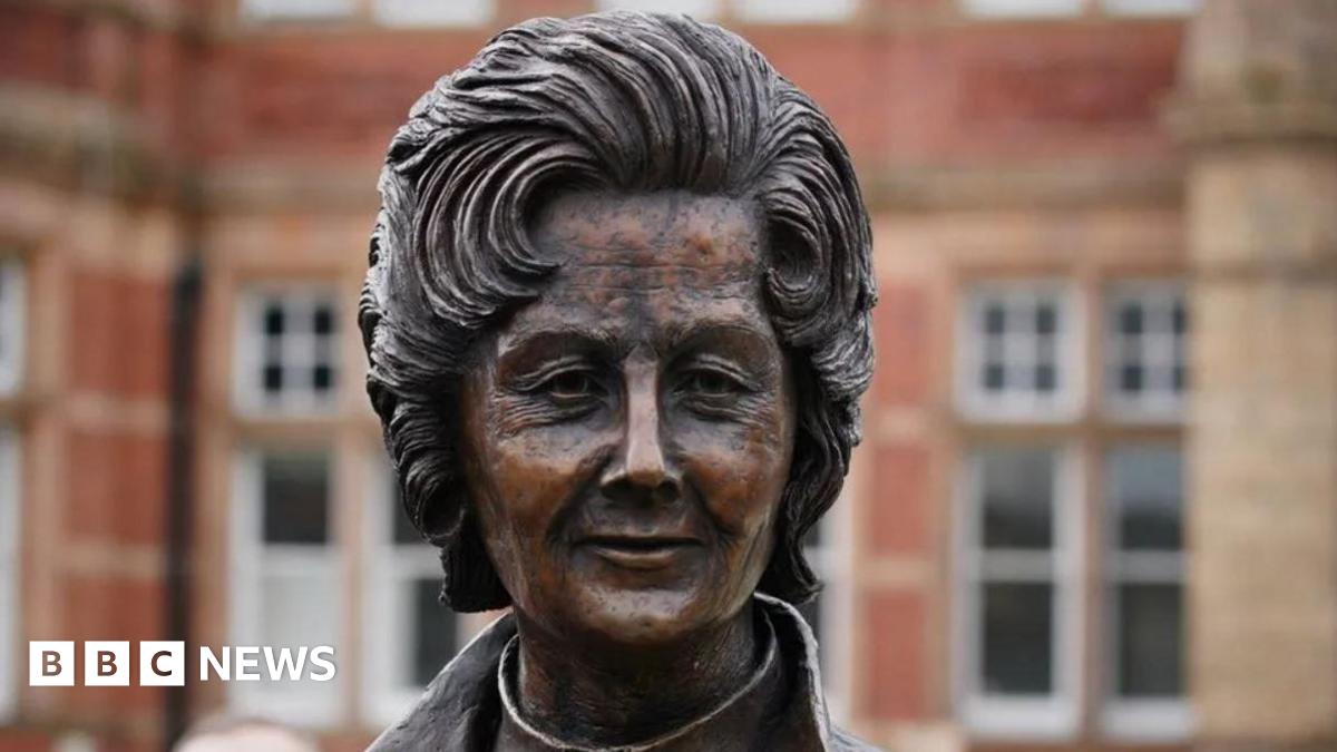 Barbara Castle statue relocated during Blackburn College revamp - BBC News