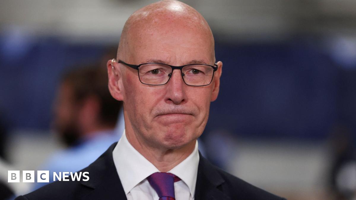 SNP loses 'damaging' 38 seats so far as final result delayed - BBC News