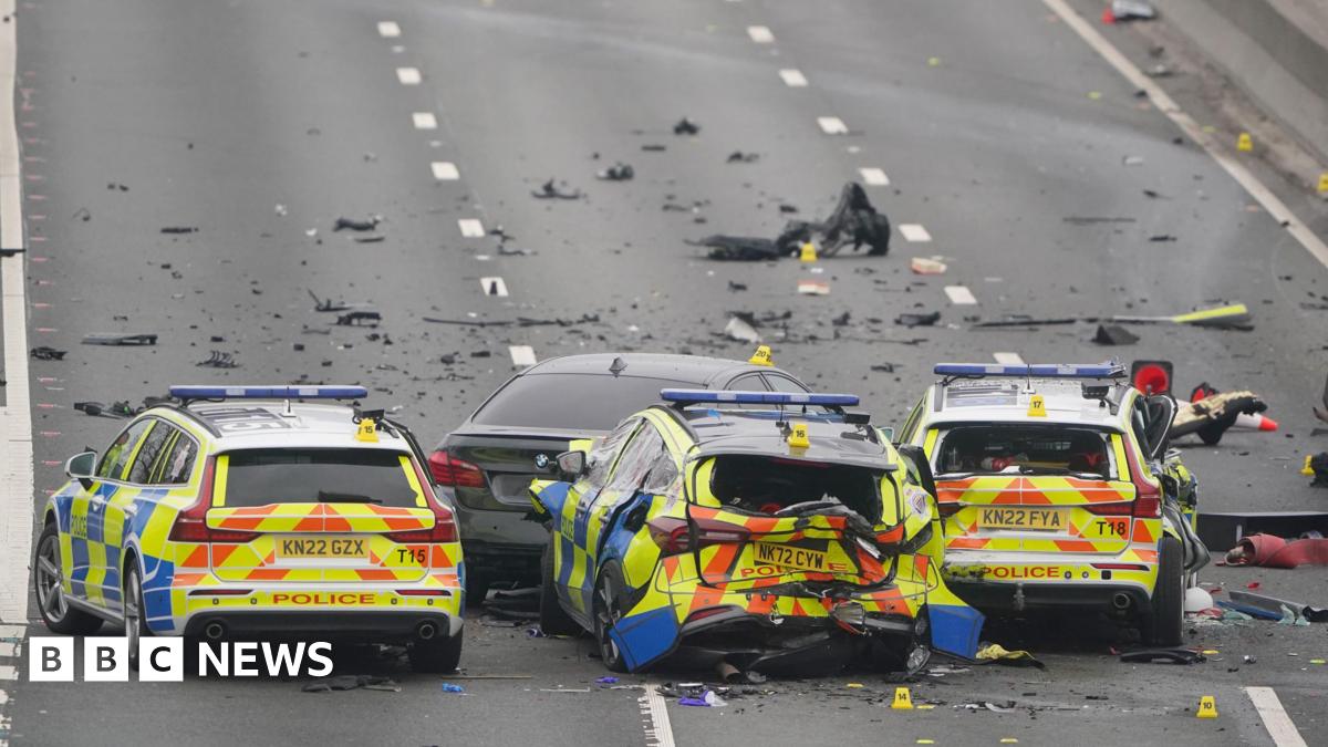 Newcastle A1 police crash: All seven officers out of hospital - BBC News
