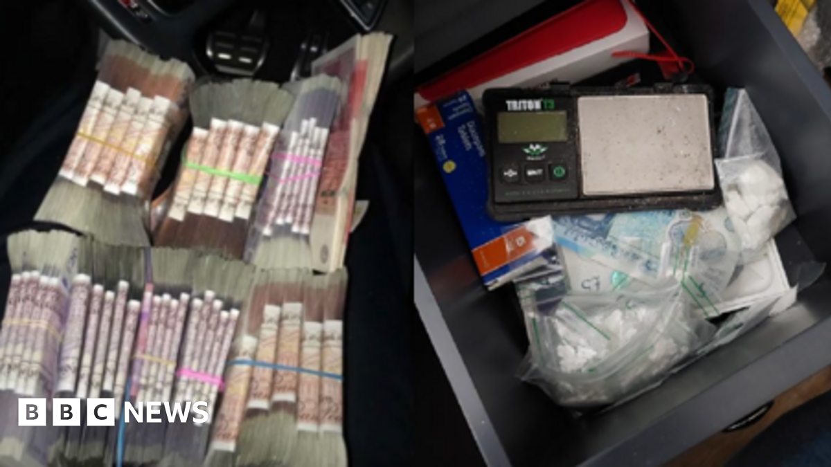 Men jailed after crack cocaine worth £30k seized in Northants - BBC News