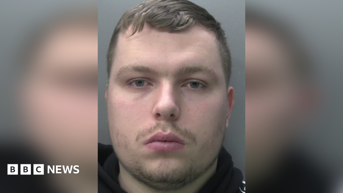 Shoplifter who stole £60k in goods jailed - BBC News