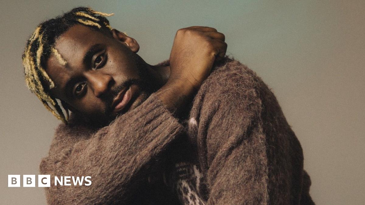 Sound of 2025: Stargazing singer Myles Smith comes fourth - BBC News