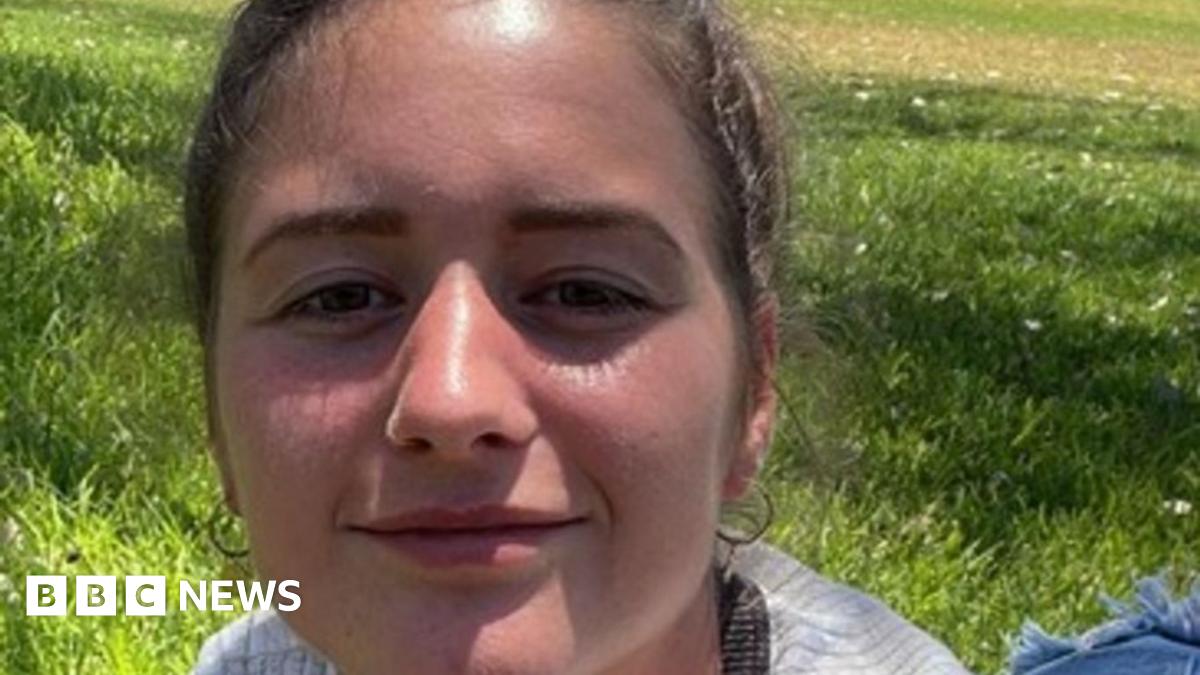 German backpacker found after 11 nights in Australia's outback - BBC News