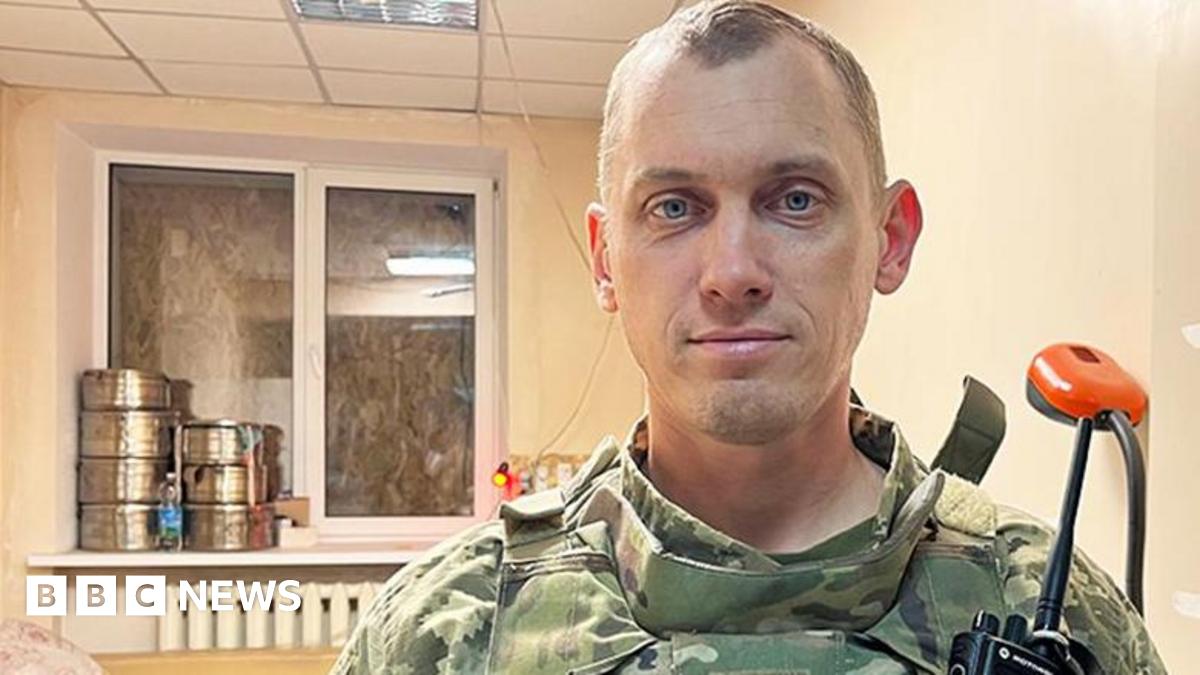 Ukraine’s fierce battle to defend the eastern city of Potrovsk - BBC News