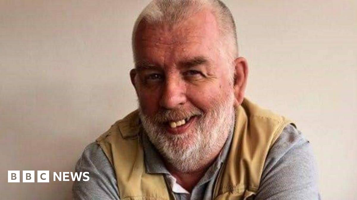 Brighton: Woman appears in court accused of husband's murder - BBC News